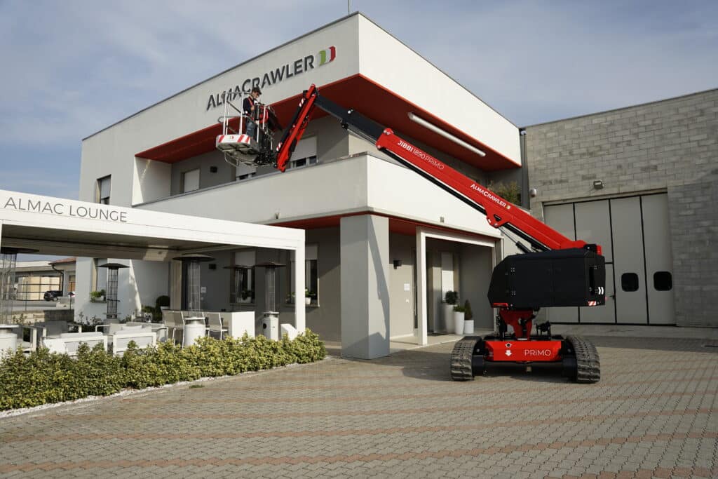 Compact Aerials | ALMAC - Ruthmann Reachmaster